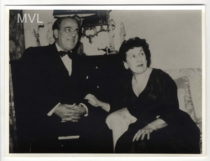 Villa-Lobos e a pianista Ellen Ballon – Brasiliana Museus